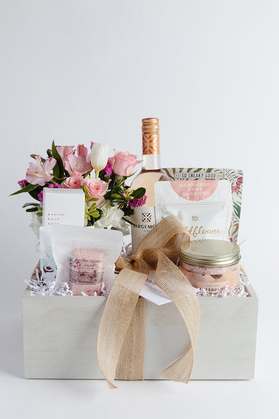 Pampered Box with Flowers – Bonnie + Bud