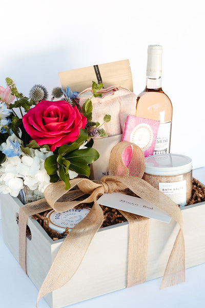 Pampered Box with Flowers – Bonnie + Bud